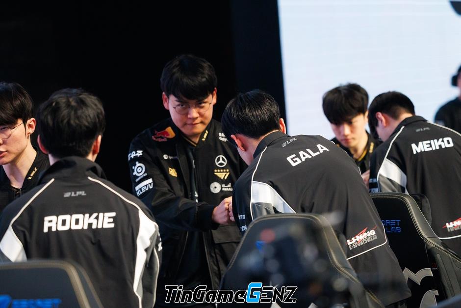 "Tuyển Thủ T1 Gây Ấn Tượng Mạnh Mẽ Tại LPL: Oner Đạt MVP Nhưng Xứng Đáng Sự Khen Ngợi Từ Fan"